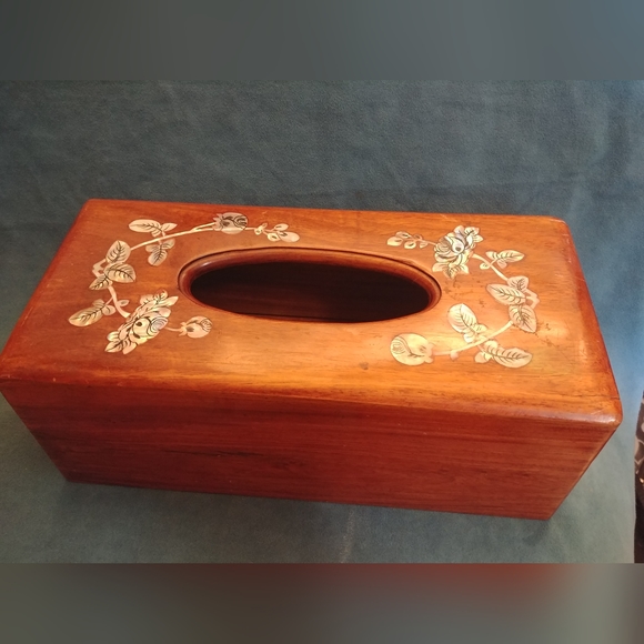 Accents | Wood Decorative Tissue Dispenser | Poshmark